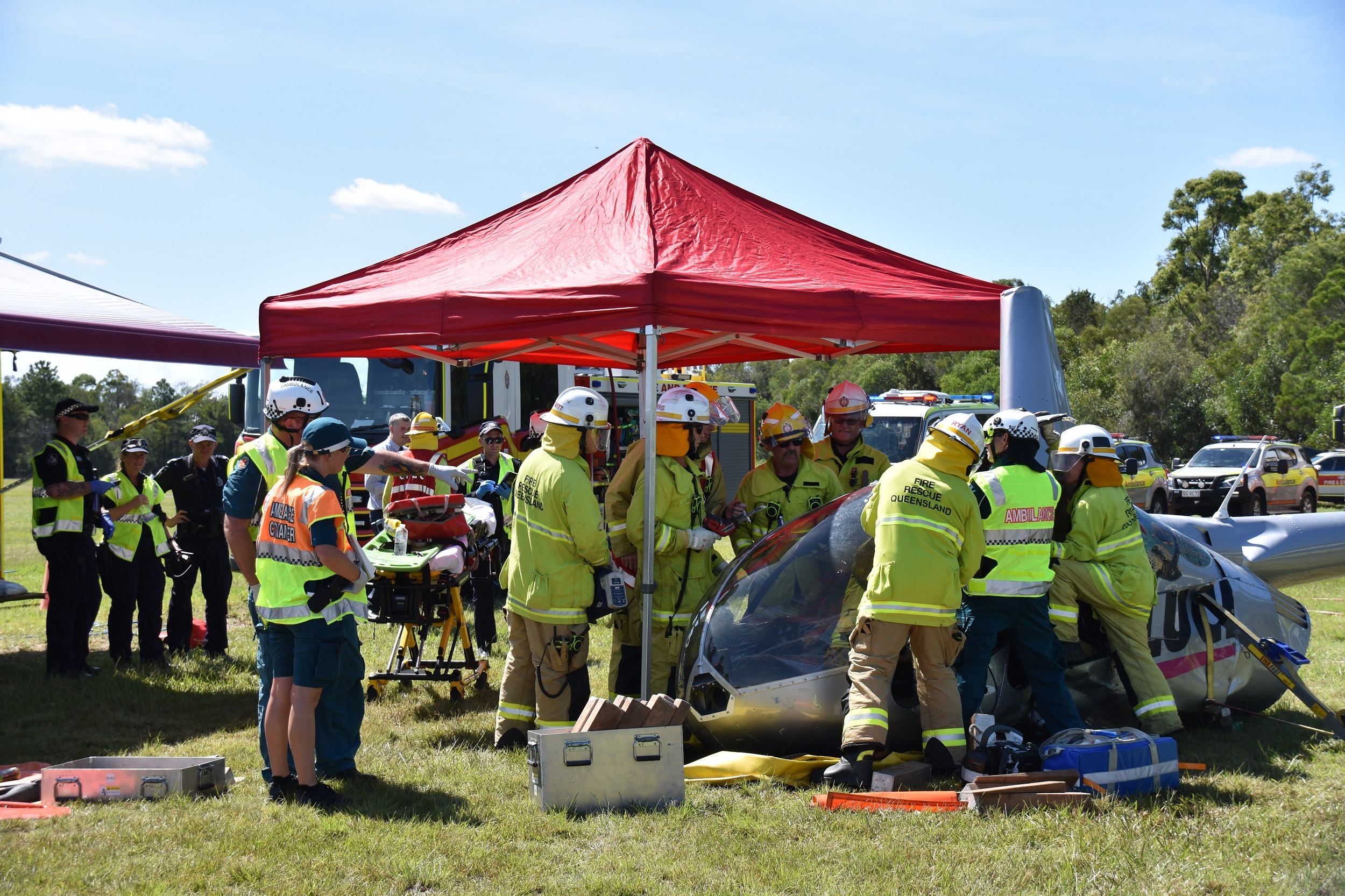 Rescue techniques put to crash test