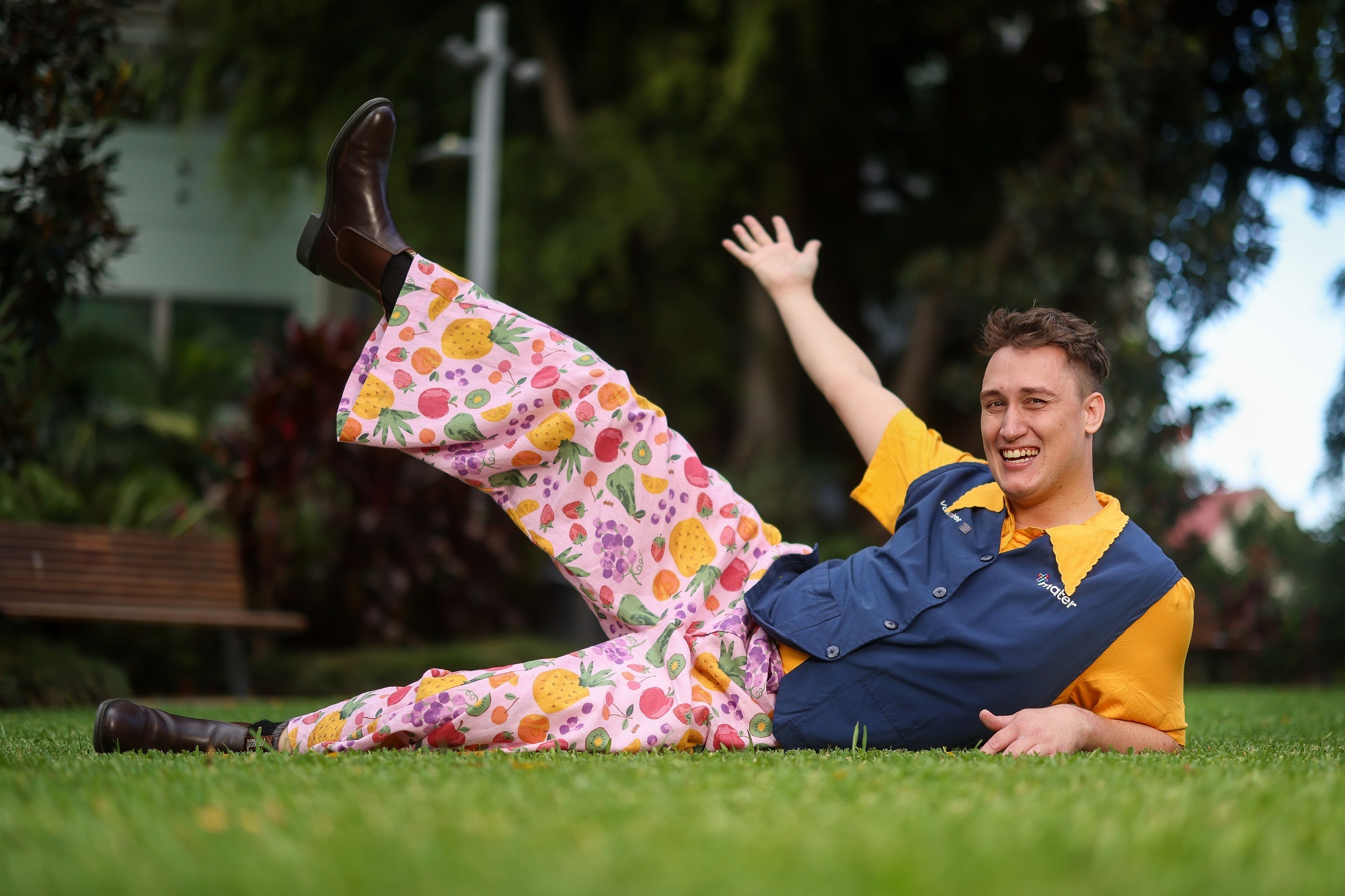 Dedicated volunteer brings smiles to sick patients