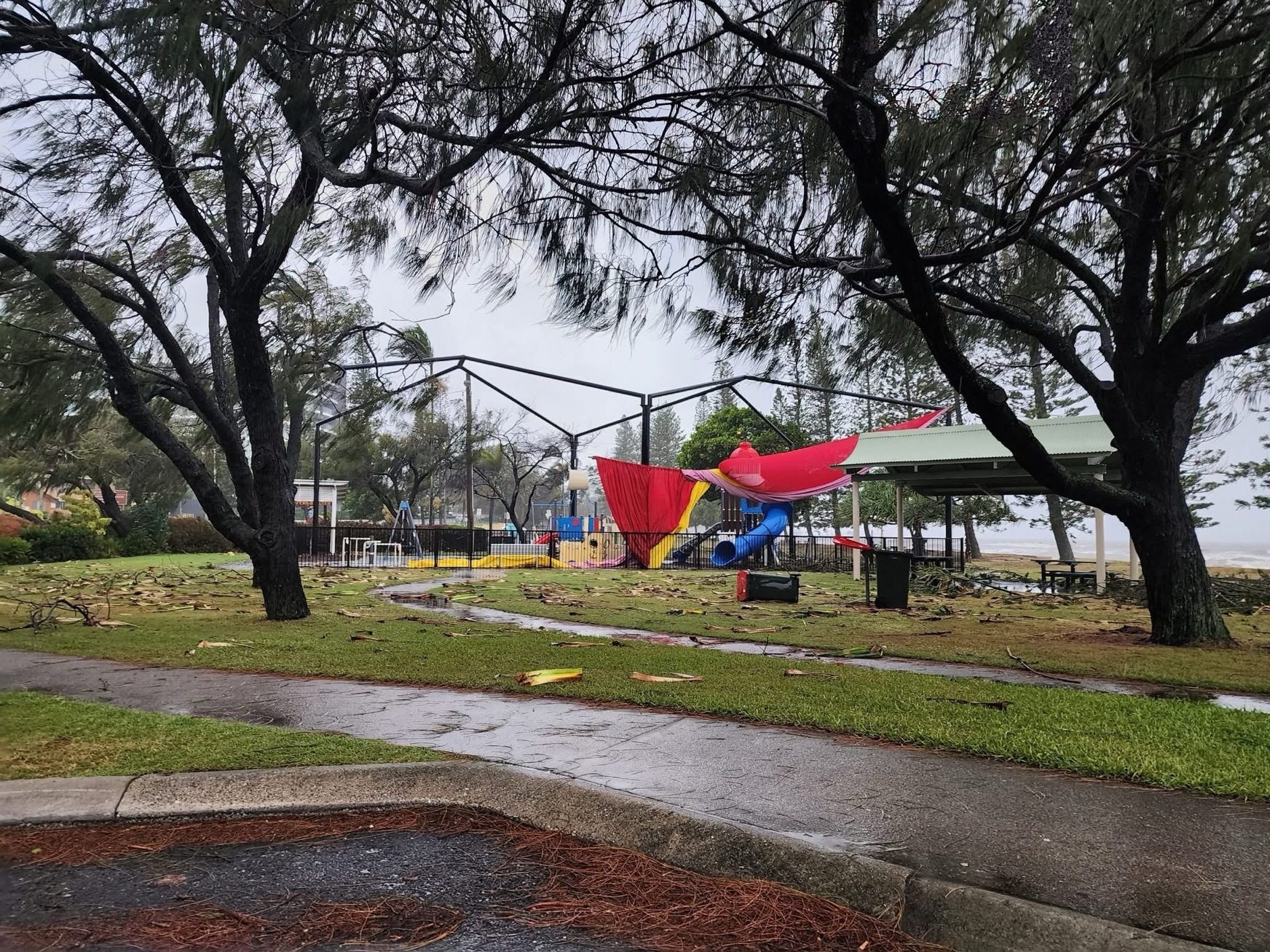 Ex-Tropical Cyclone Alfred smashes Moreton Bay