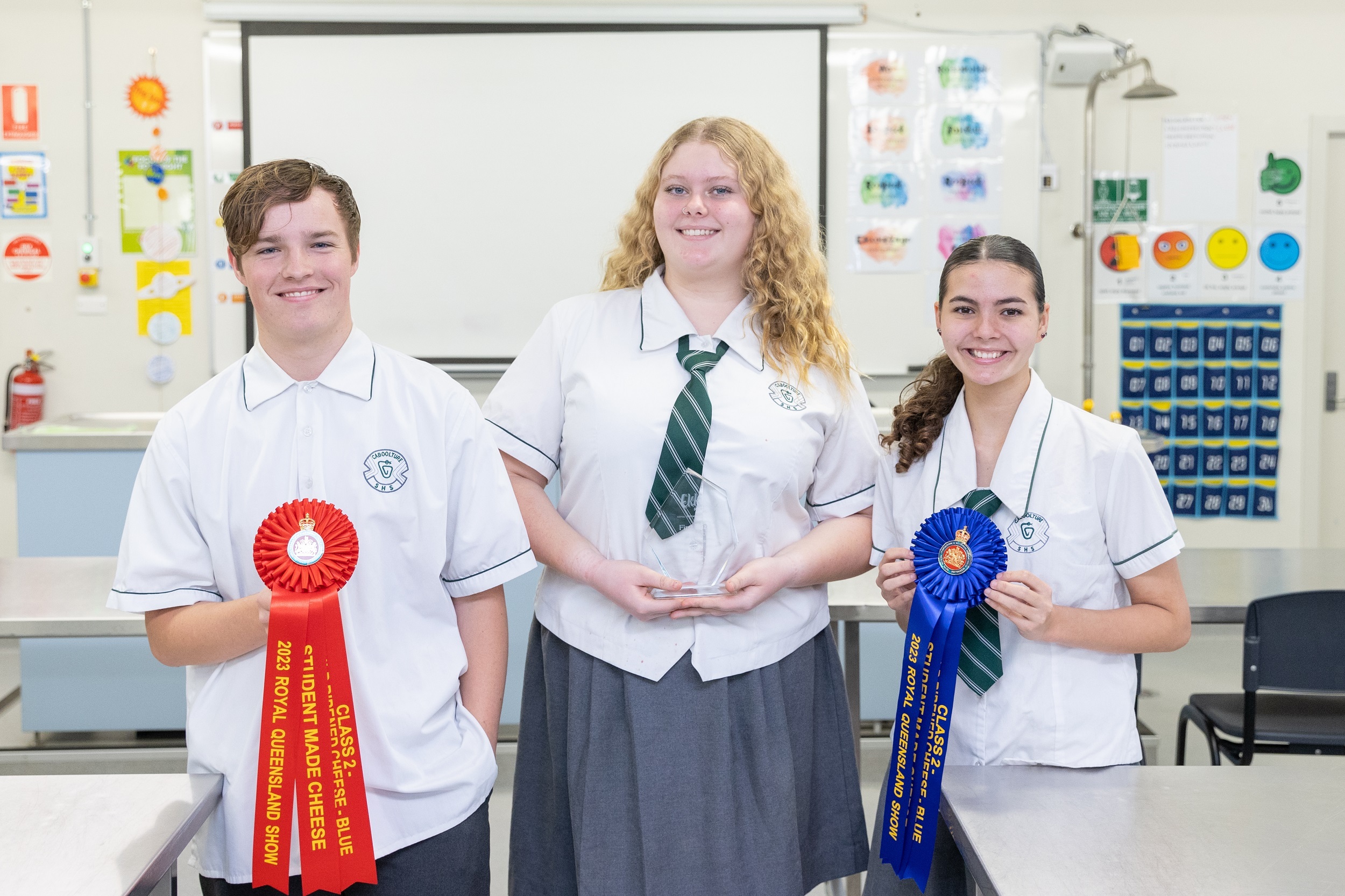 Students’ cheese the bee’s knees