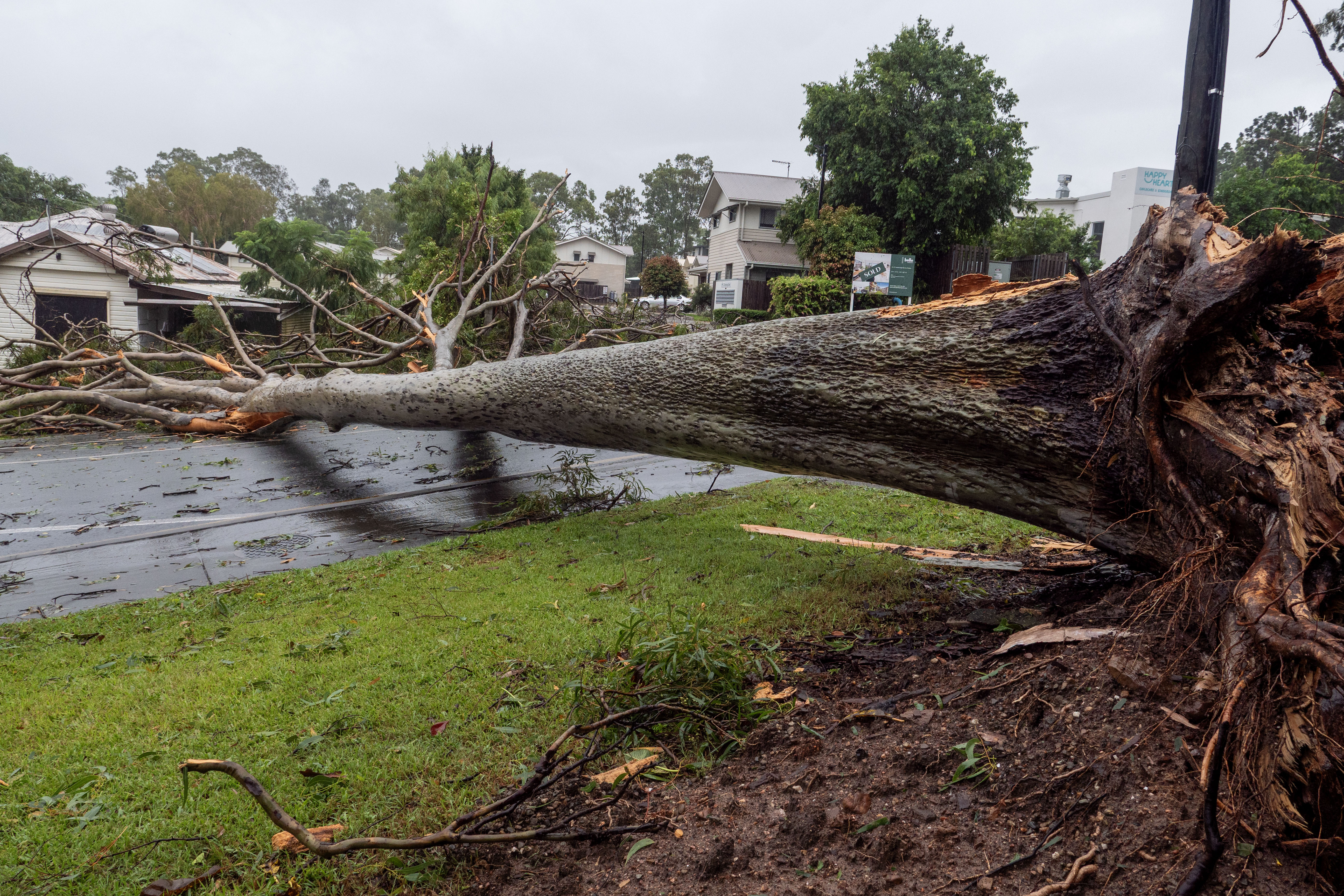 Tropical cyclone Alfred: Impact continues in Moreton Bay
