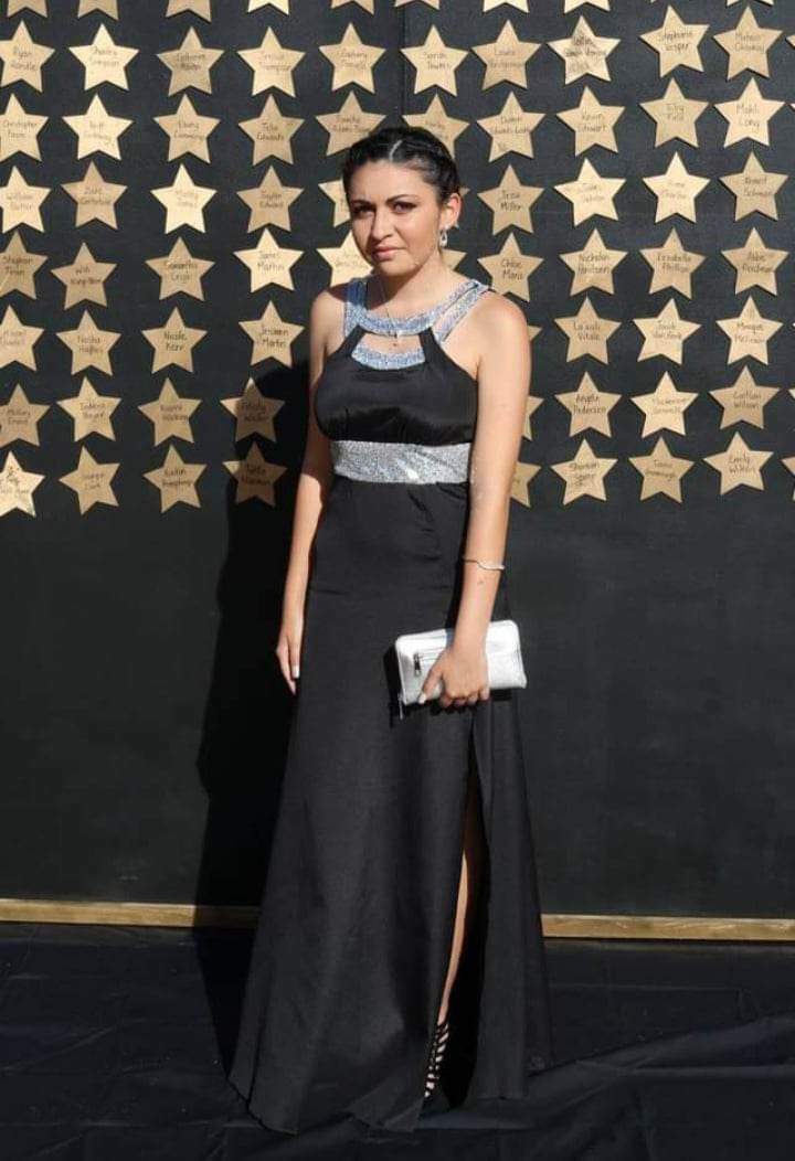 Family unveils new plaque for Talah